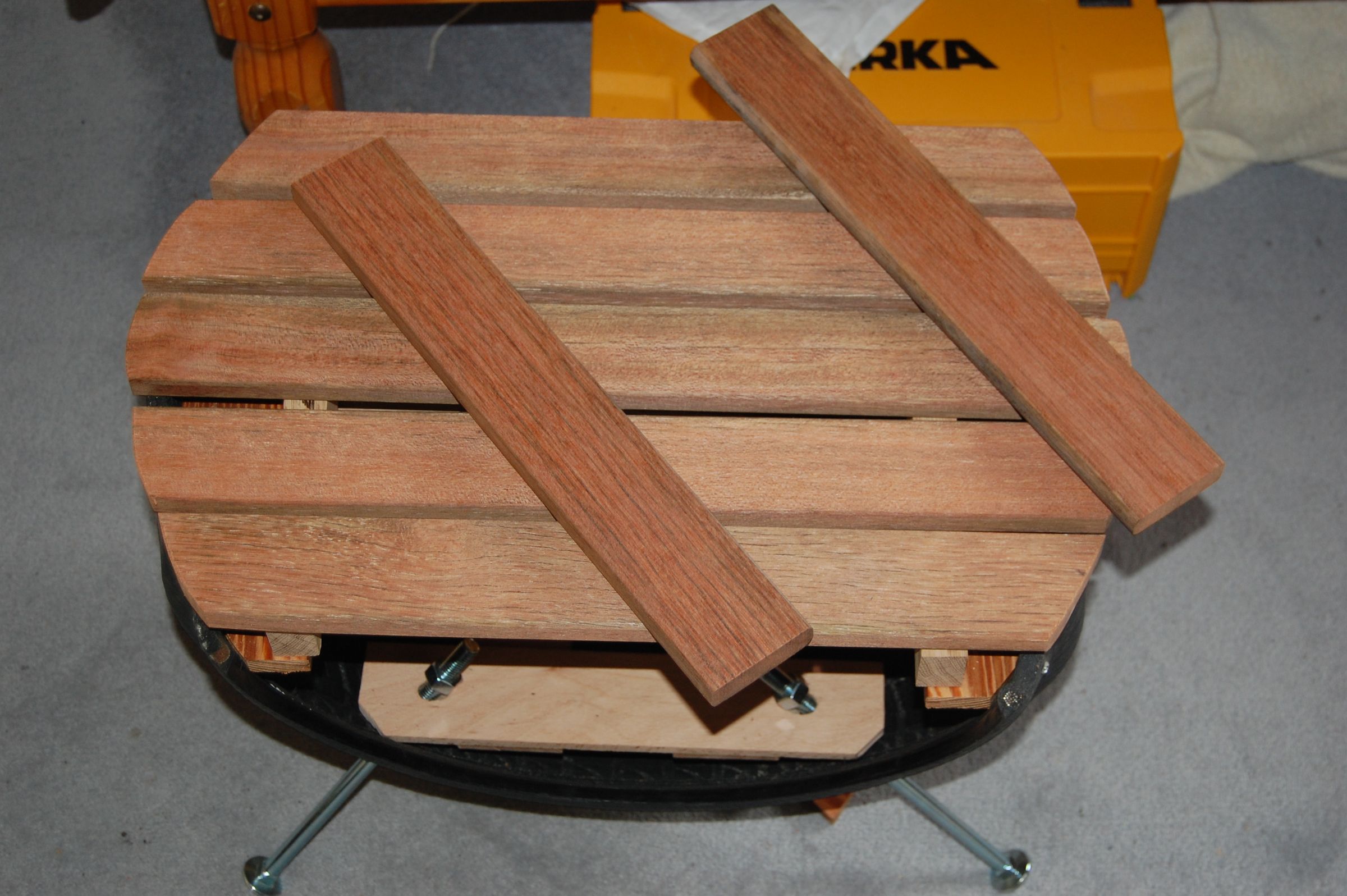 Outside Table From a Car Tyre (tire) : 5 Steps (with Pictures ...