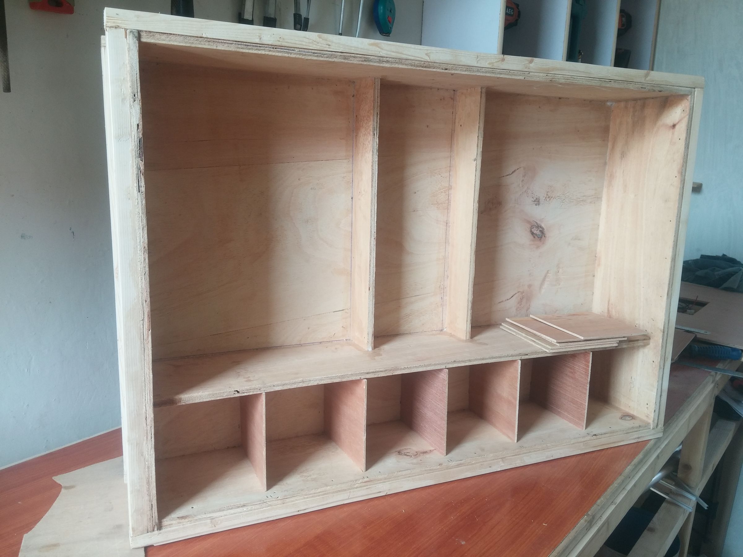 DIY PORTABLE WORK STATION : 13 Steps (with Pictures) - Instructables