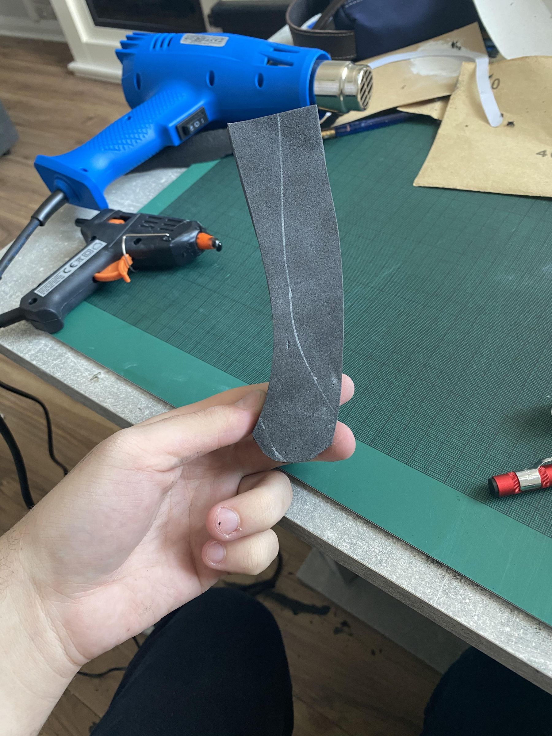 How to Make a LARP Safe Pirate Cutlass : 28 Steps (with Pictures ...
