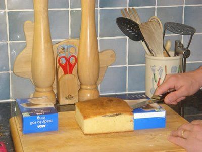 How to Make a Totally Awesome Rubik's Cube Cake! : 7 Steps (with ...