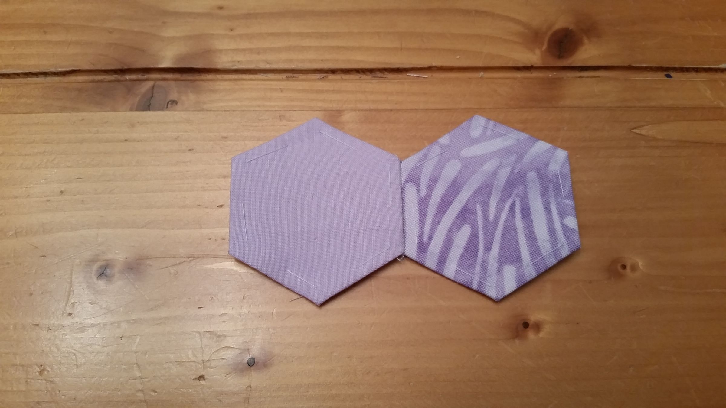 Hexagon English Paper Hand Piecing : 8 Steps (with Pictures ...