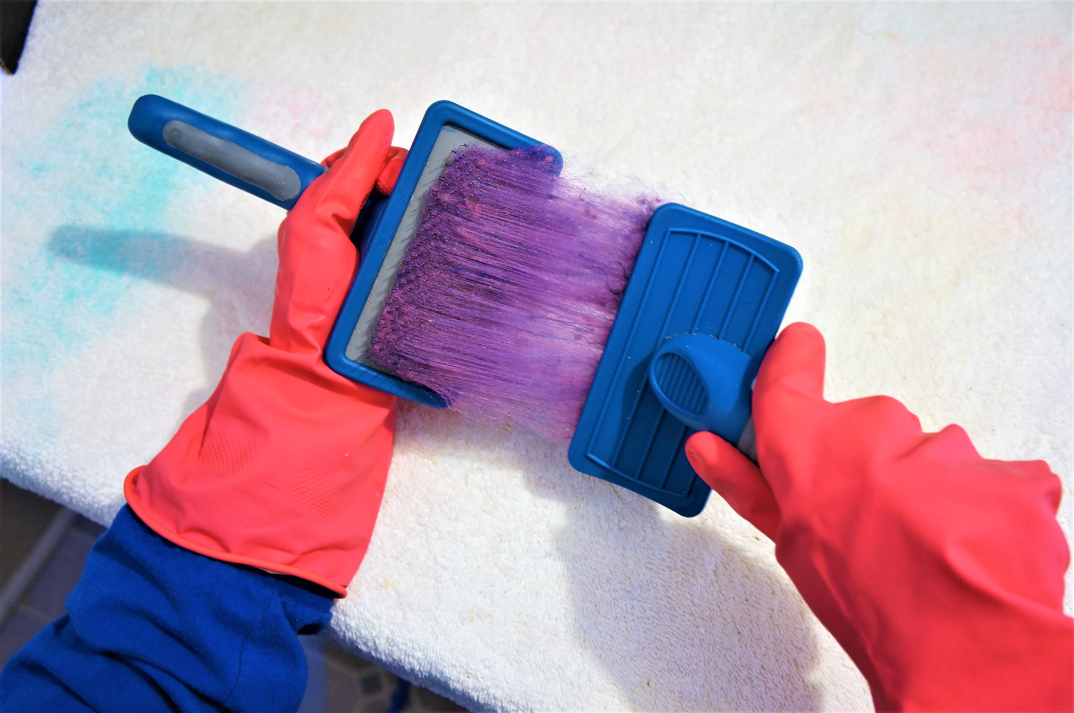 How to Process Card and Dye Raw Wool : 12 Steps (with Pictures ...