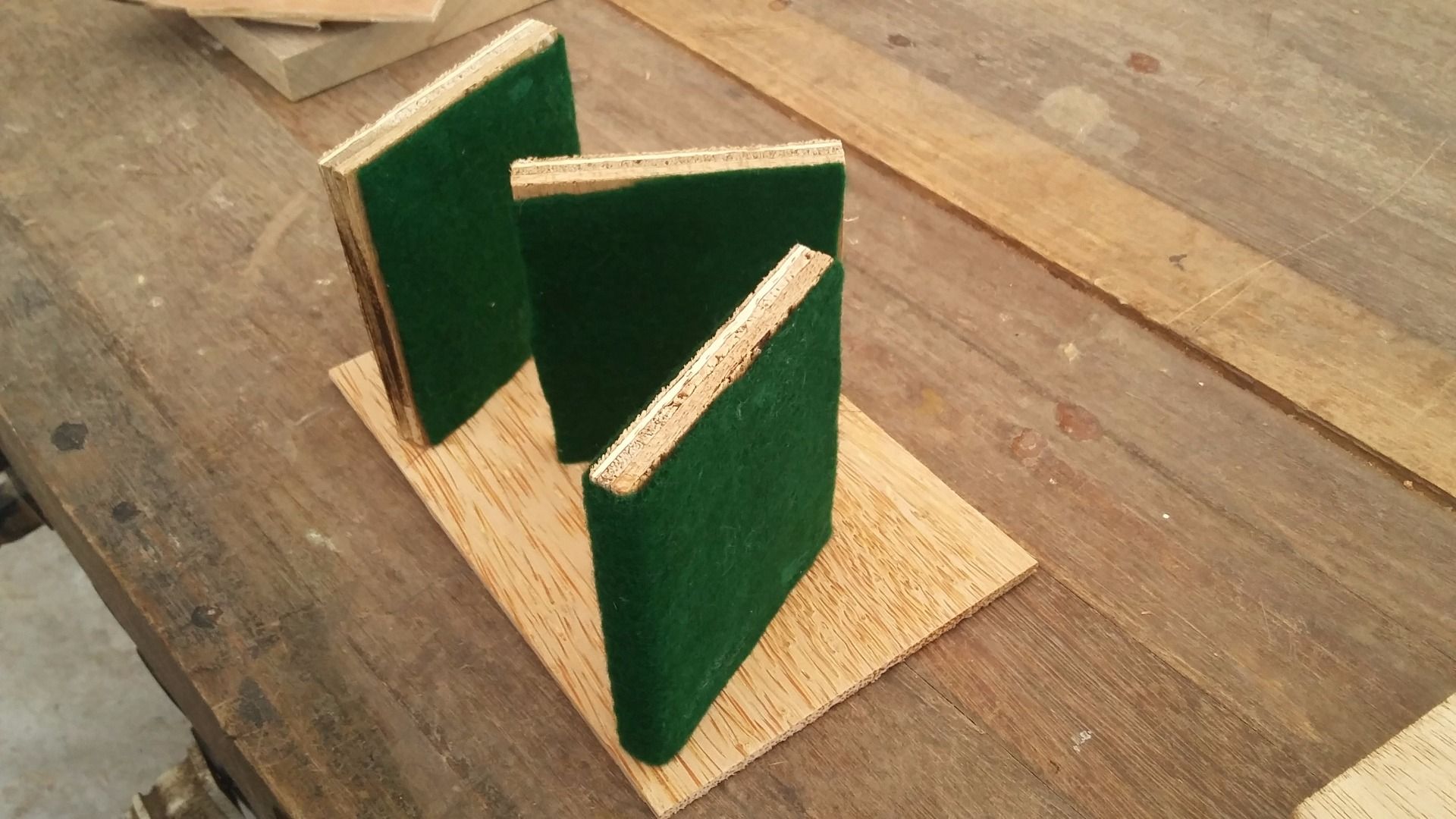 Quick and Easy Dice Tower : 7 Steps (with Pictures) - Instructables