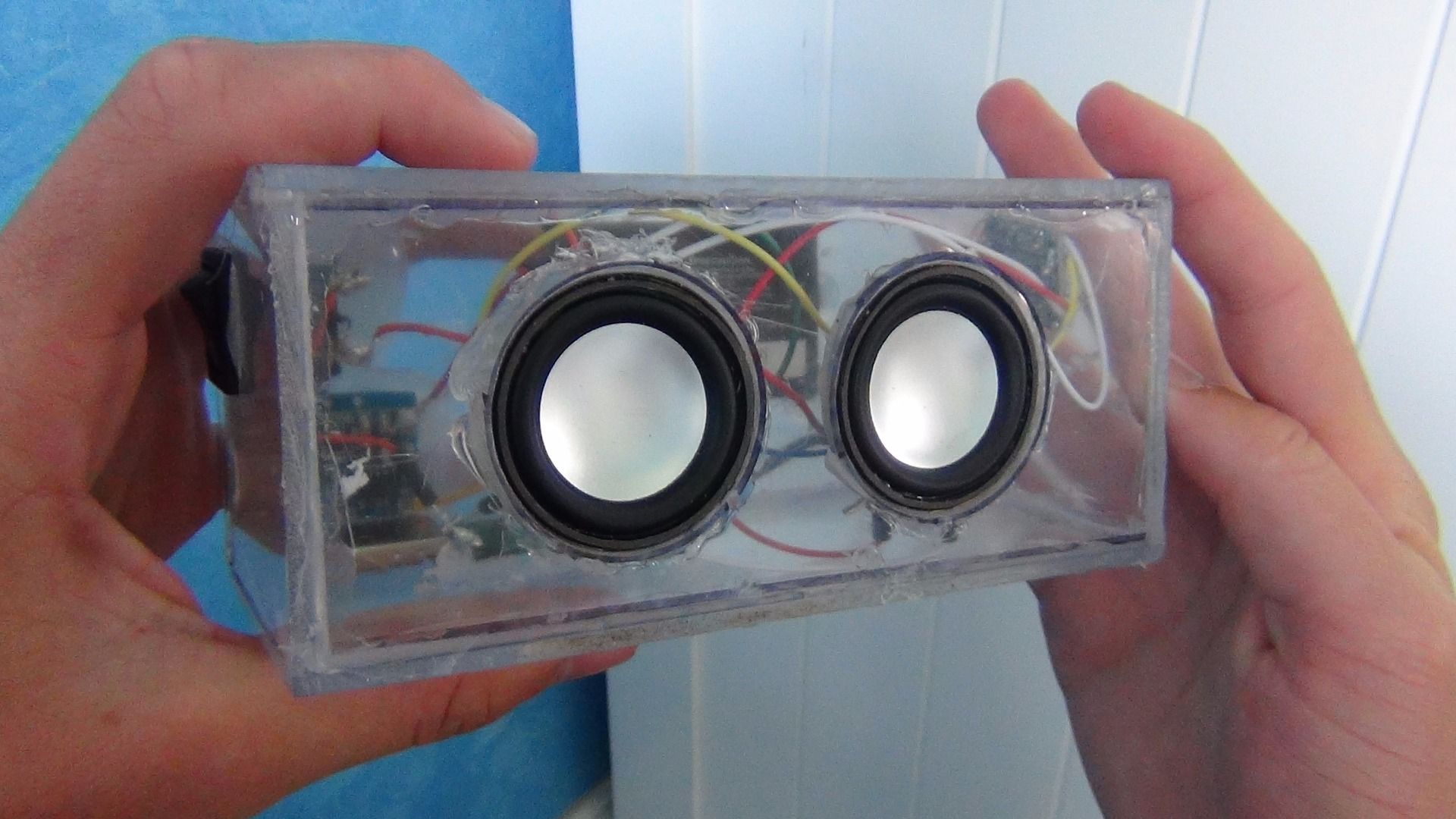 How to Make a Bluetooth Speaker : 7 Steps (with Pictures) - Instructables