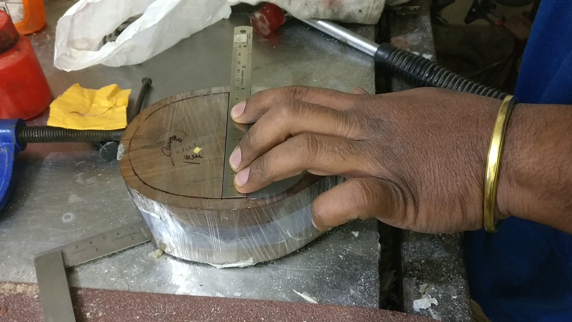 RGB Alienware Headphone Stand : 13 Steps (with Pictures) - Instructables