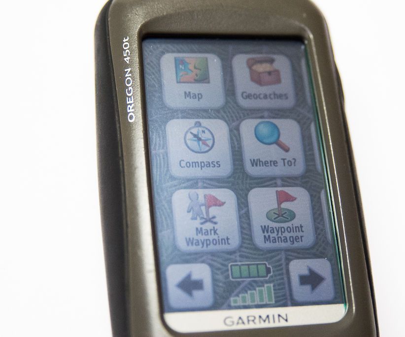Replace the Touchscreen on a Garmin Oregon for $20 : 13 Steps ...
