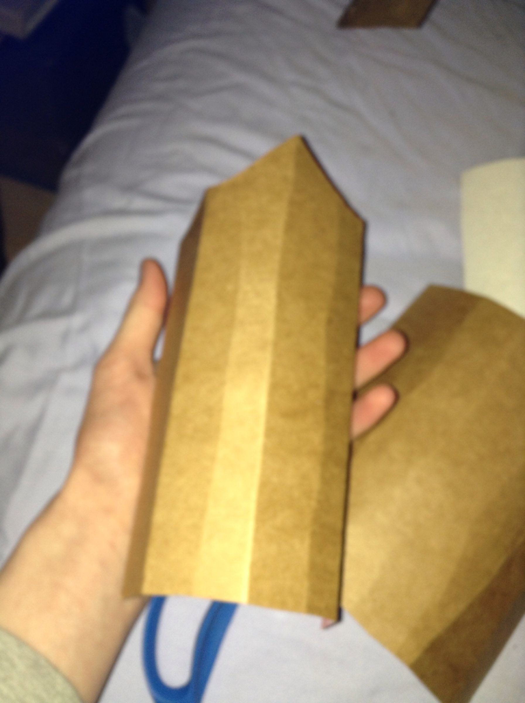 Awesome Nazgul Gauntlet : 7 Steps - Instructables