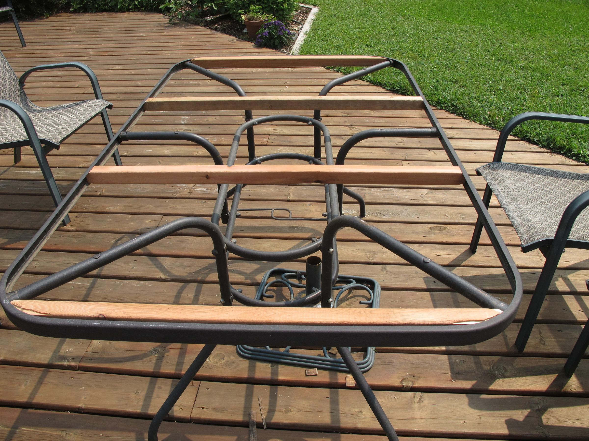 Wood Replacement for Glass Patio Table : 4 Steps (with Pictures ...