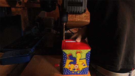 Haunted Jack in the Box : 13 Steps (with Pictures) - Instructables