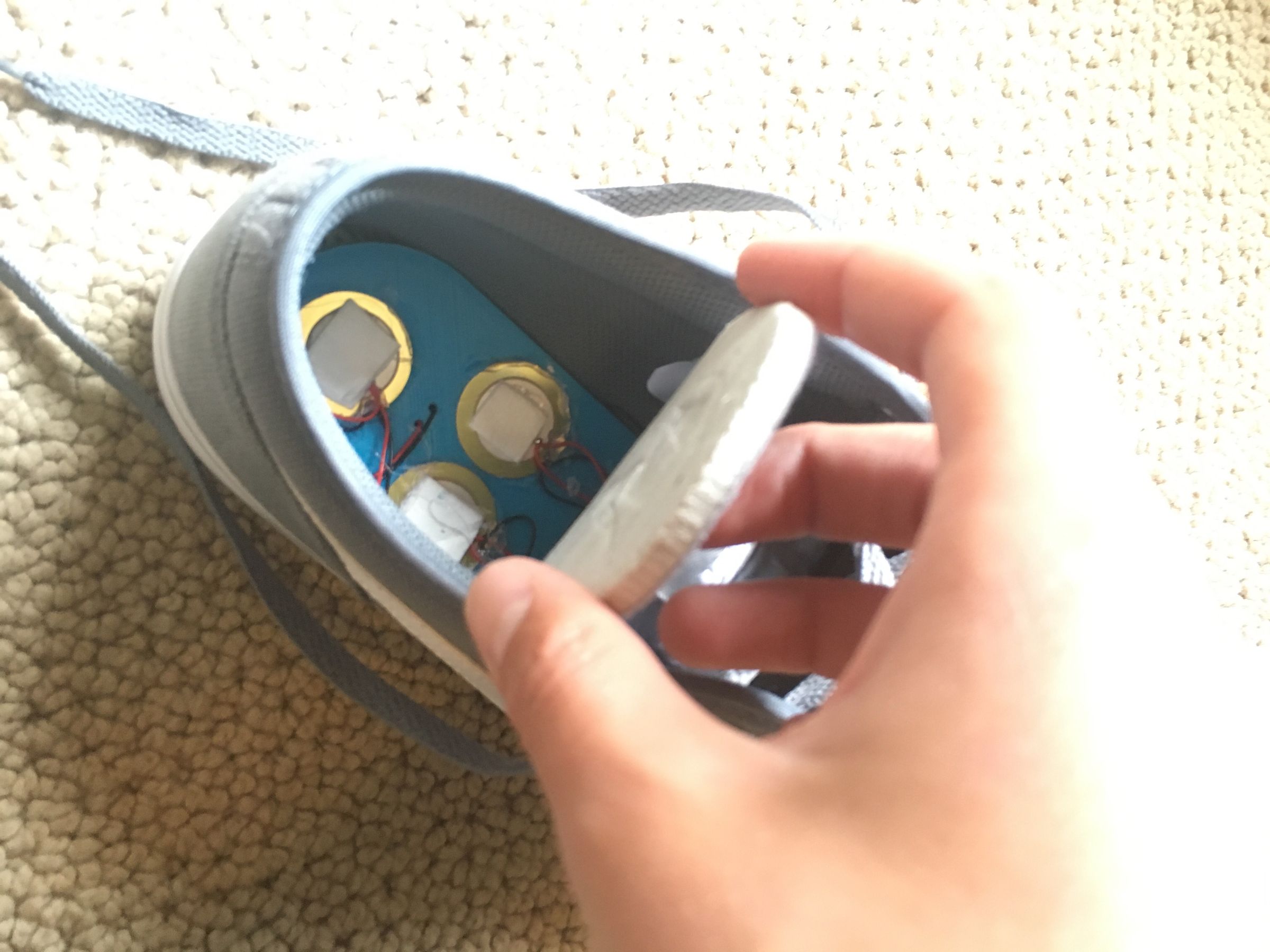 Piezoelectric Shoes: Charge Your Mobile Device by Walking! : 9 Steps ...