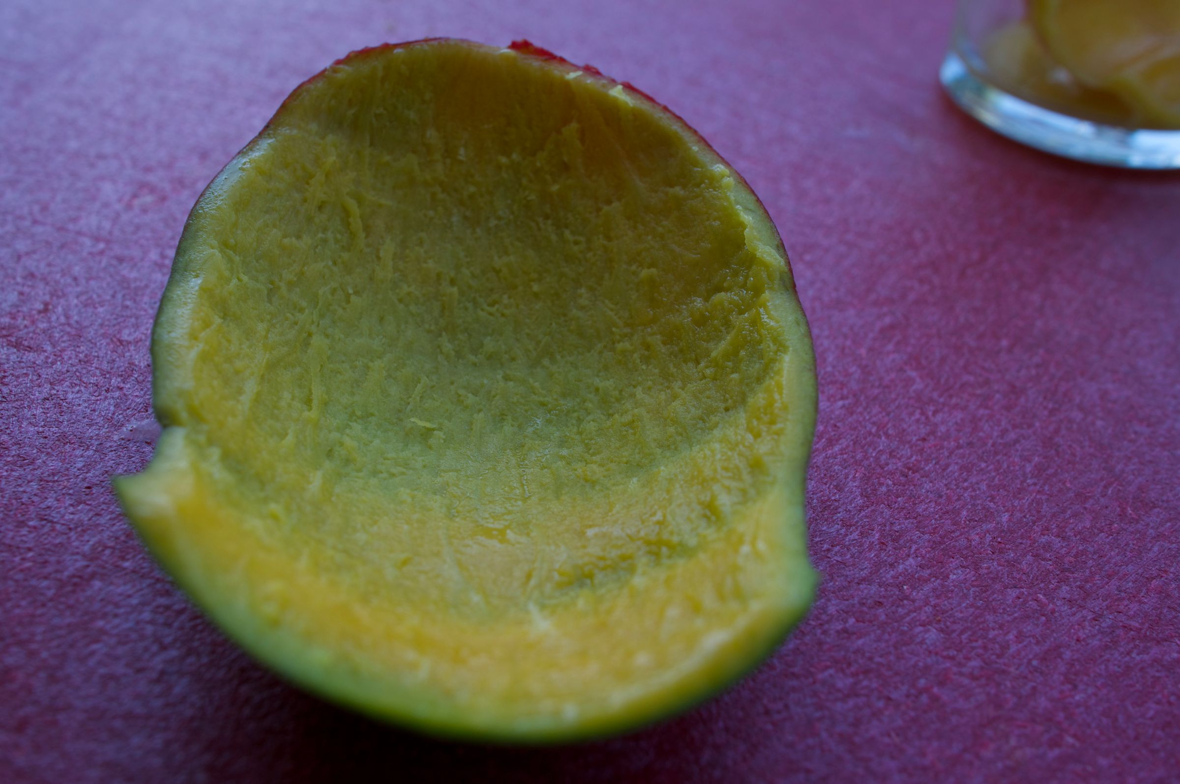 Fastest/ Best Way to Skin a Mango: 10 Second Mango Hack : 5 Steps (with ...