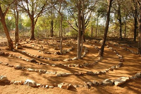 Build a Backyard Labyrinth : 20 Steps (with Pictures) - Instructables