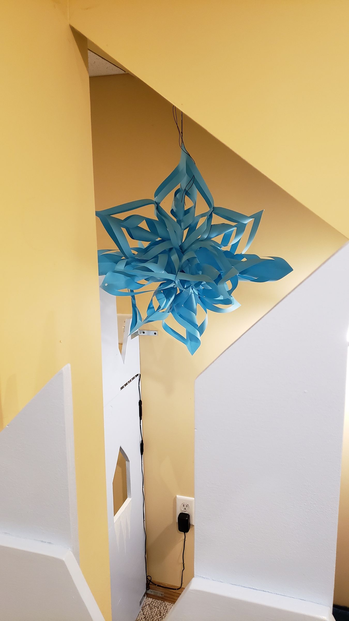 Under-the-Stairs Elsa Ice Castle : 13 Steps (with Pictures) - Instructables