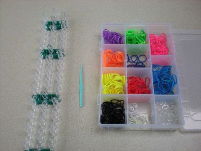 Rainbow Loom, Turtle Charm : 8 Steps (with Pictures) - Instructables