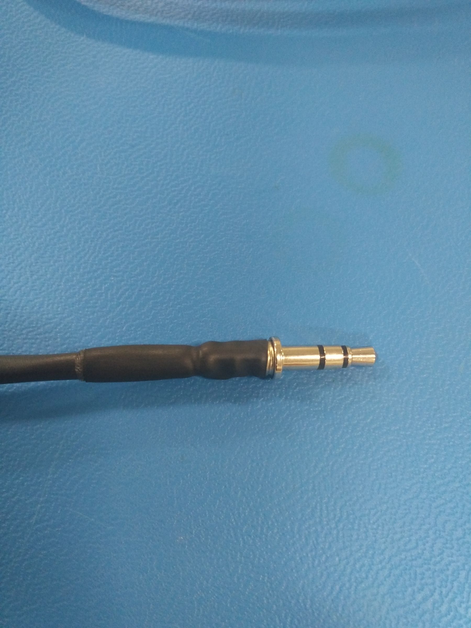 Assemble an AUX Cord : 11 Steps (with Pictures) - Instructables