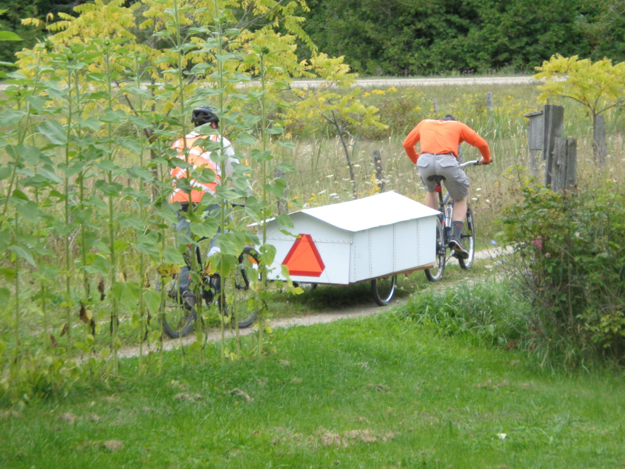 Quarter Camper, a Bike Caravan : 13 Steps (with Pictures) - Instructables