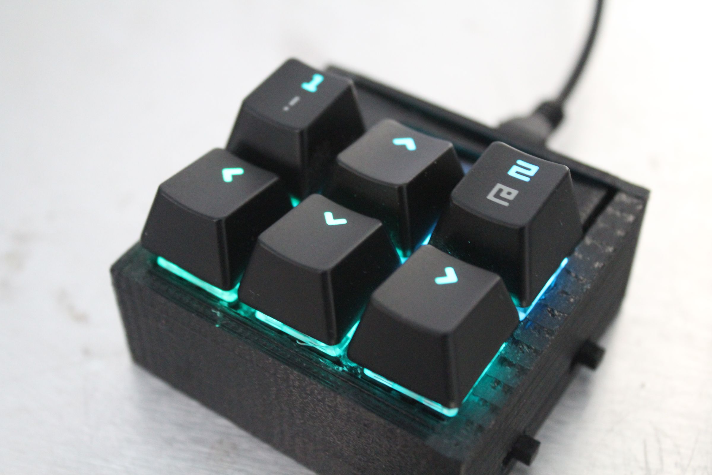 Custom Macro Mechanical Keypad : 12 Steps (with Pictures) - Instructables