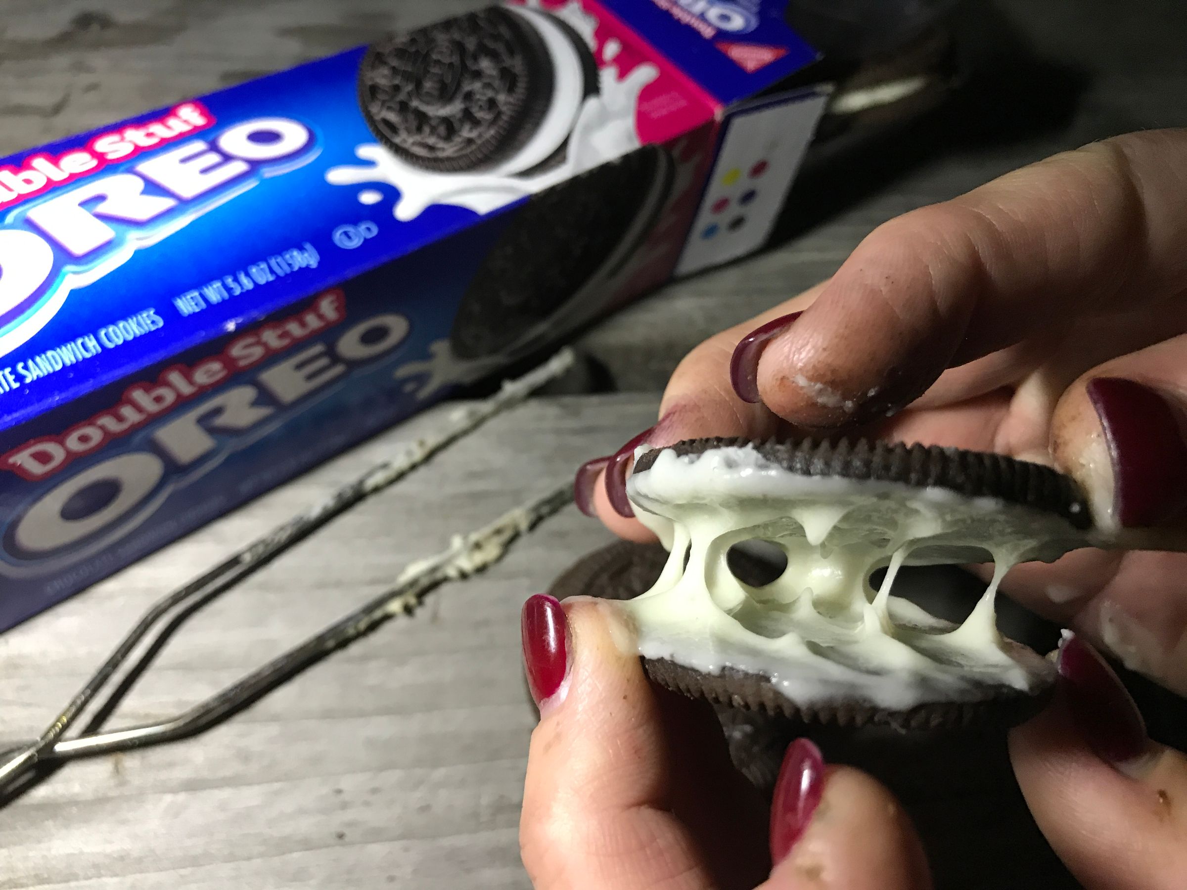 Flame Grilled Oreo Cookies - S'Mores Are Gonna Hate This One. : 3 Steps ...