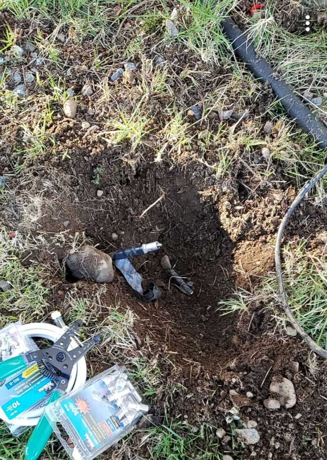 Repair a Cut TV/internet Cable : 7 Steps - Instructables