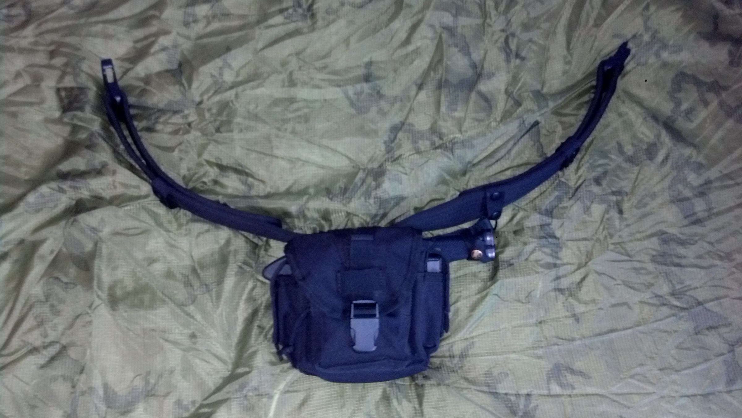 My Bug Out Bag / Gray Man Version : 8 Steps - Instructables