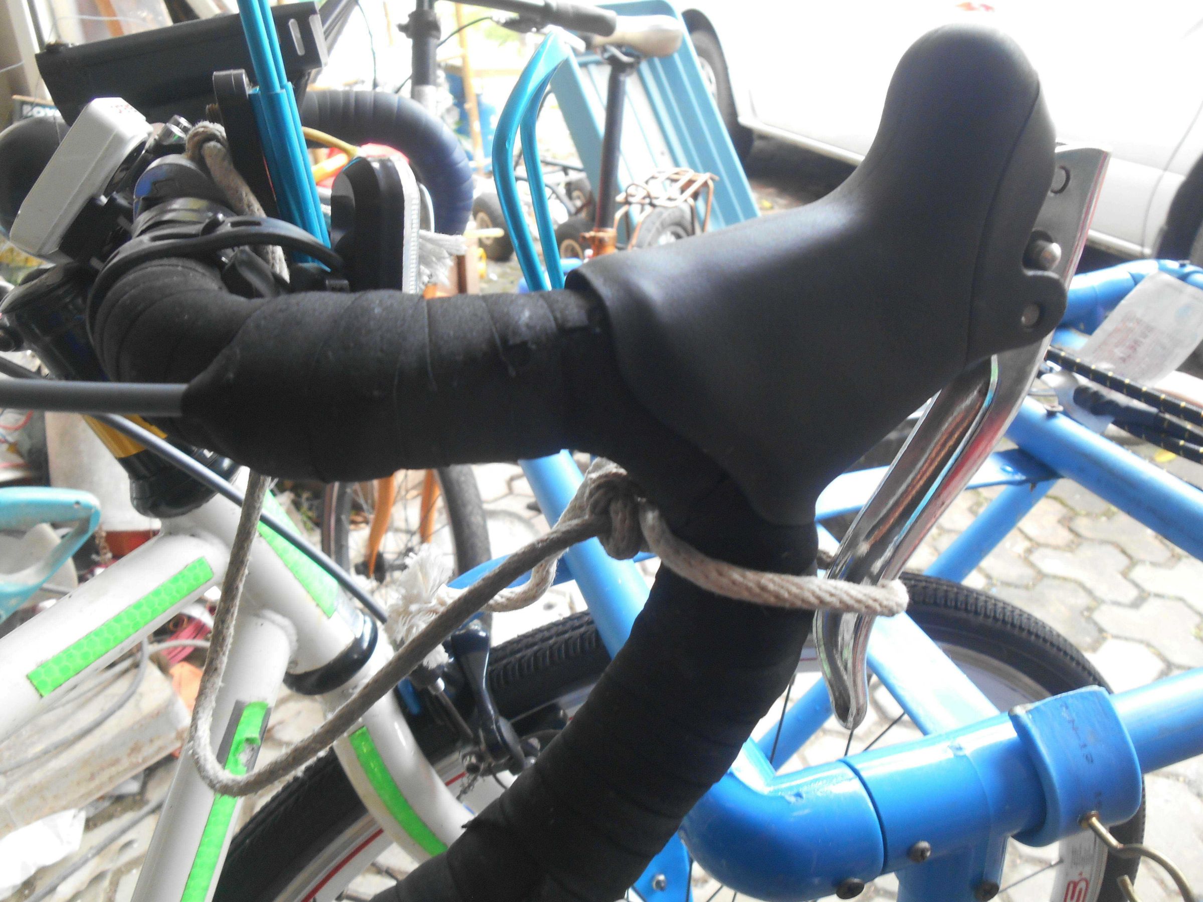 A Simple DIY Bicycle Parking Brake : 11 Steps (with Pictures ...