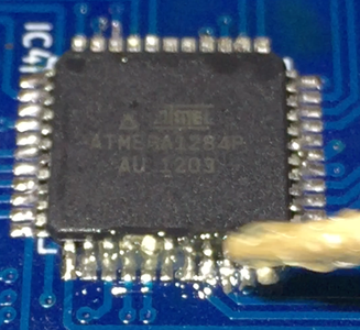 Easy Desoldering a TQFP-44 SMD Package by Hand : 5 Steps - Instructables