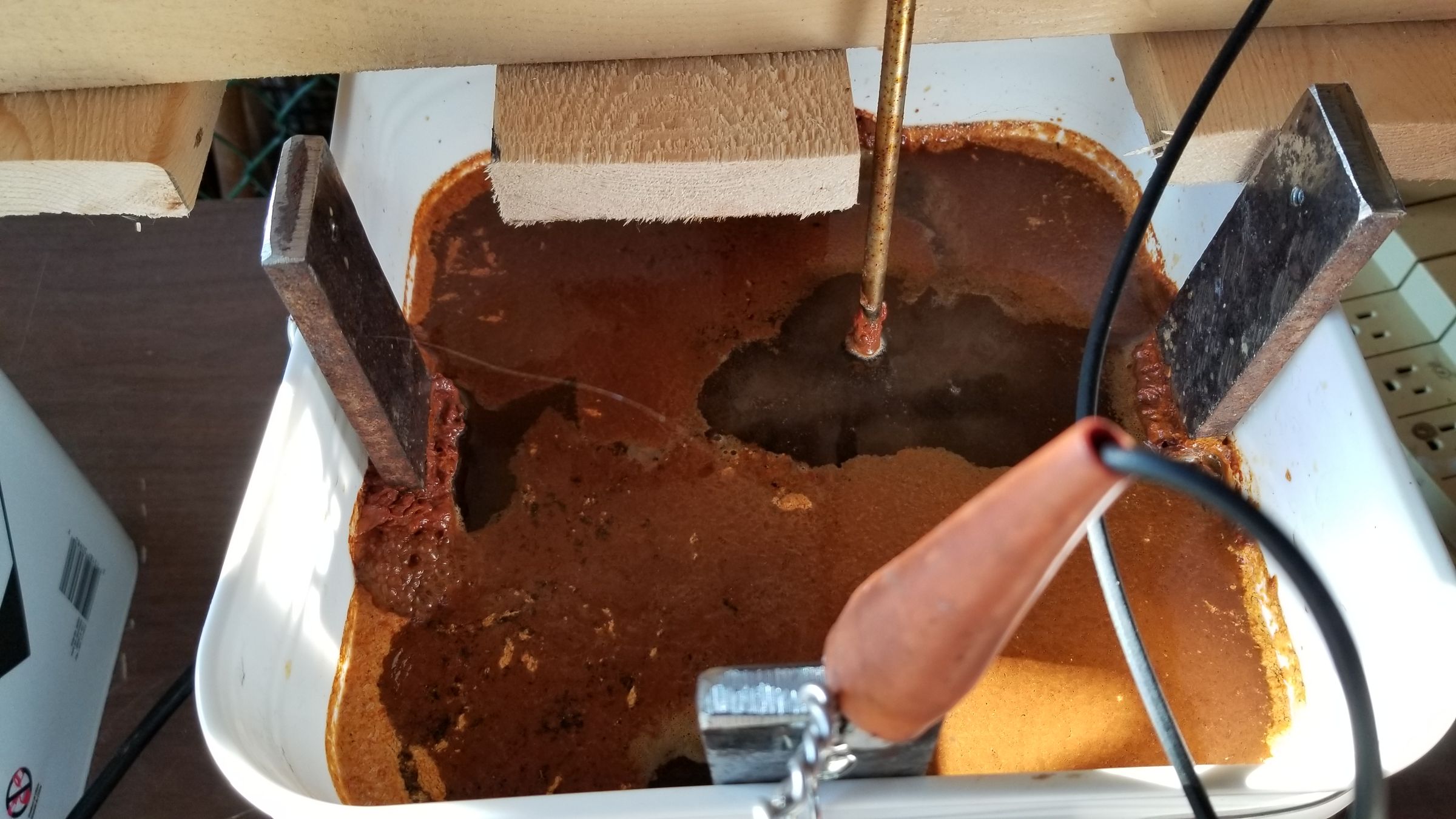RUST!!! Removal. Using Electrolysis. : 28 Steps (with Pictures ...