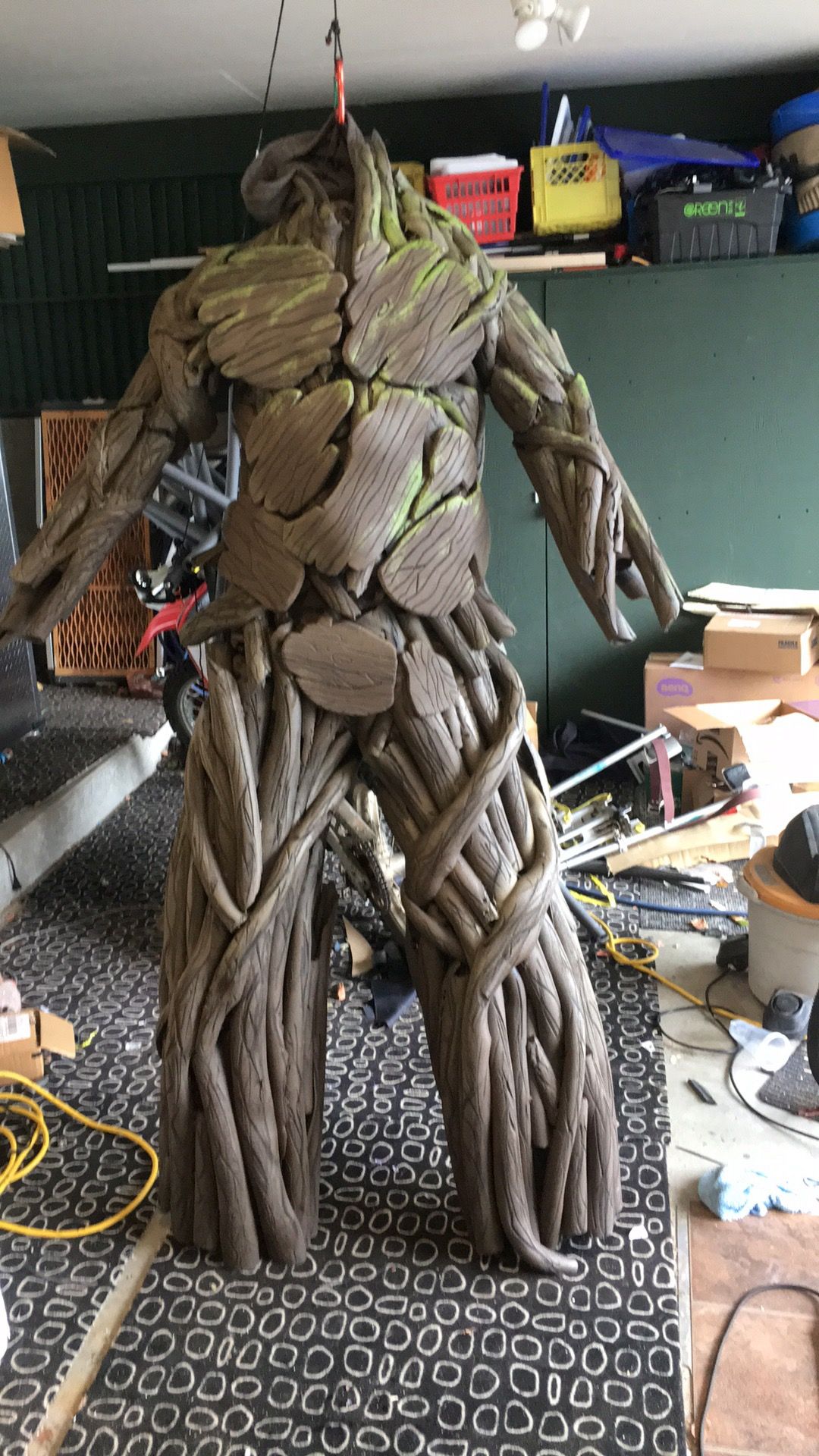 DIY Groot Guardians of the Galaxy Costume - I AM GROOT! : 5 Steps (with ...