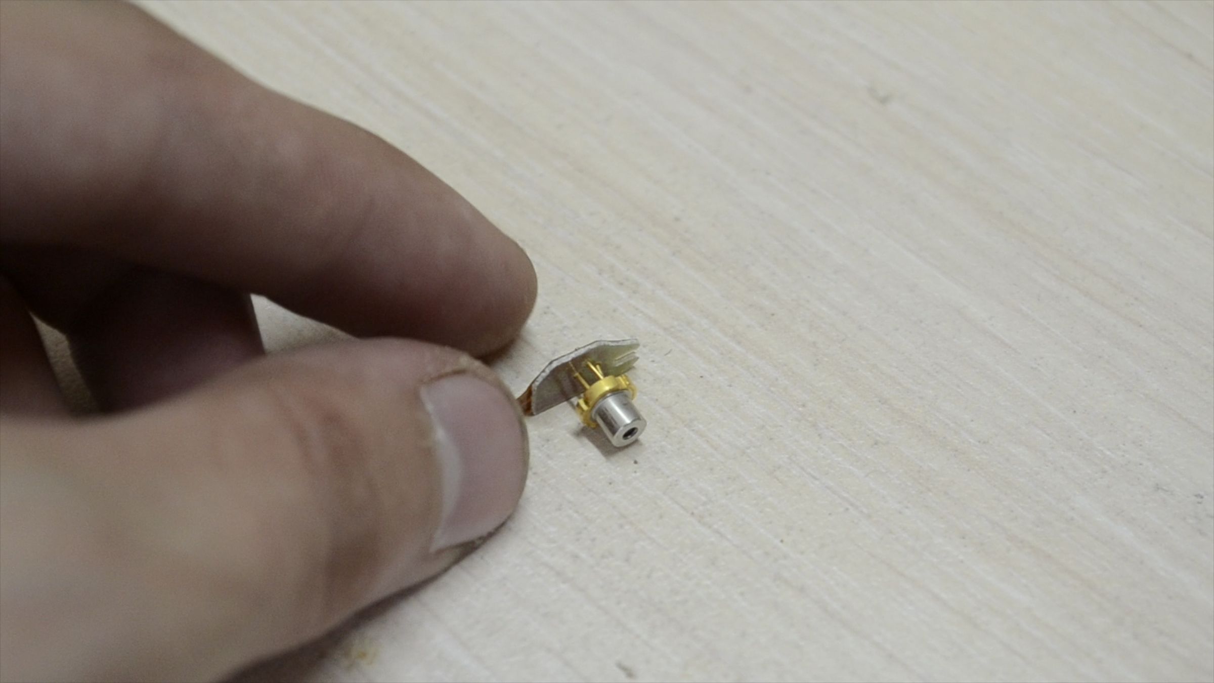 Powerful Burning Laser : 5 Steps (with Pictures) - Instructables