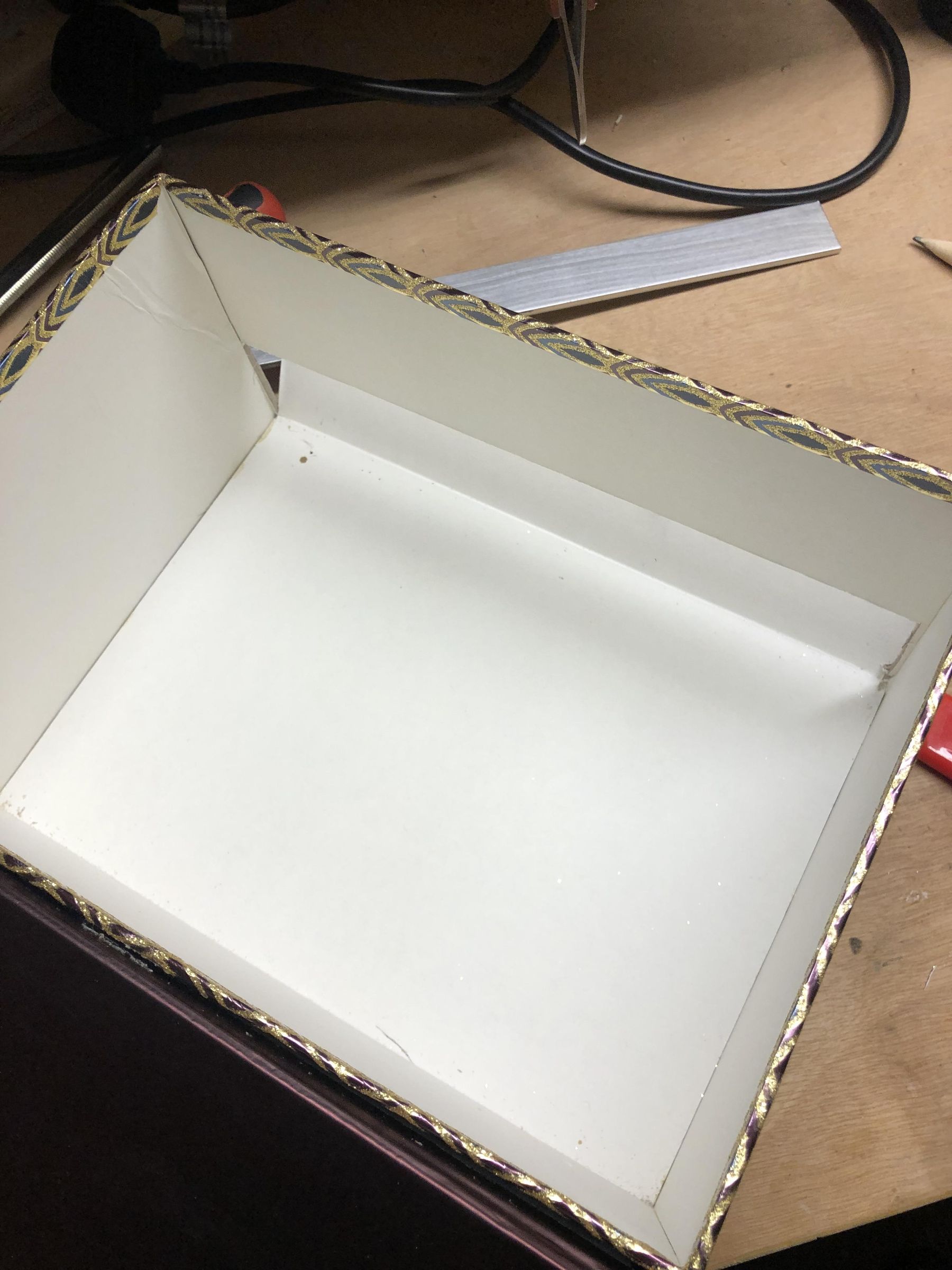 Arduino Secret Stash Chocolate Box With Easyvr3 and Servos : 5 Steps ...