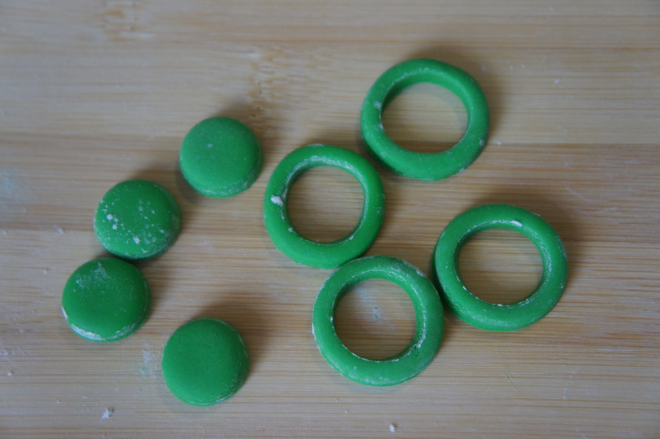 Edible Fondant Rings : 4 Steps (with Pictures) - Instructables