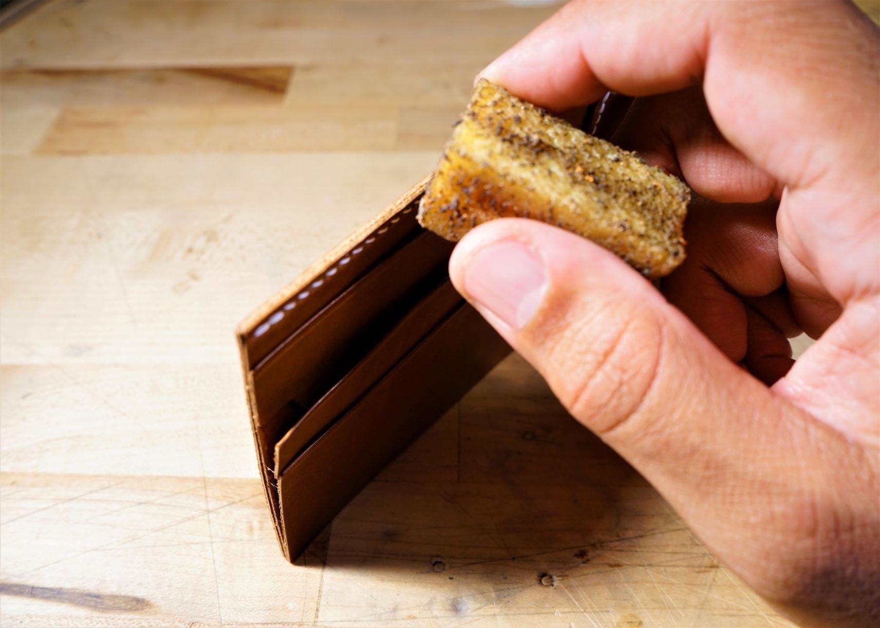 Leather Coin Pouch Wallet : 14 Steps (with Pictures) - Instructables