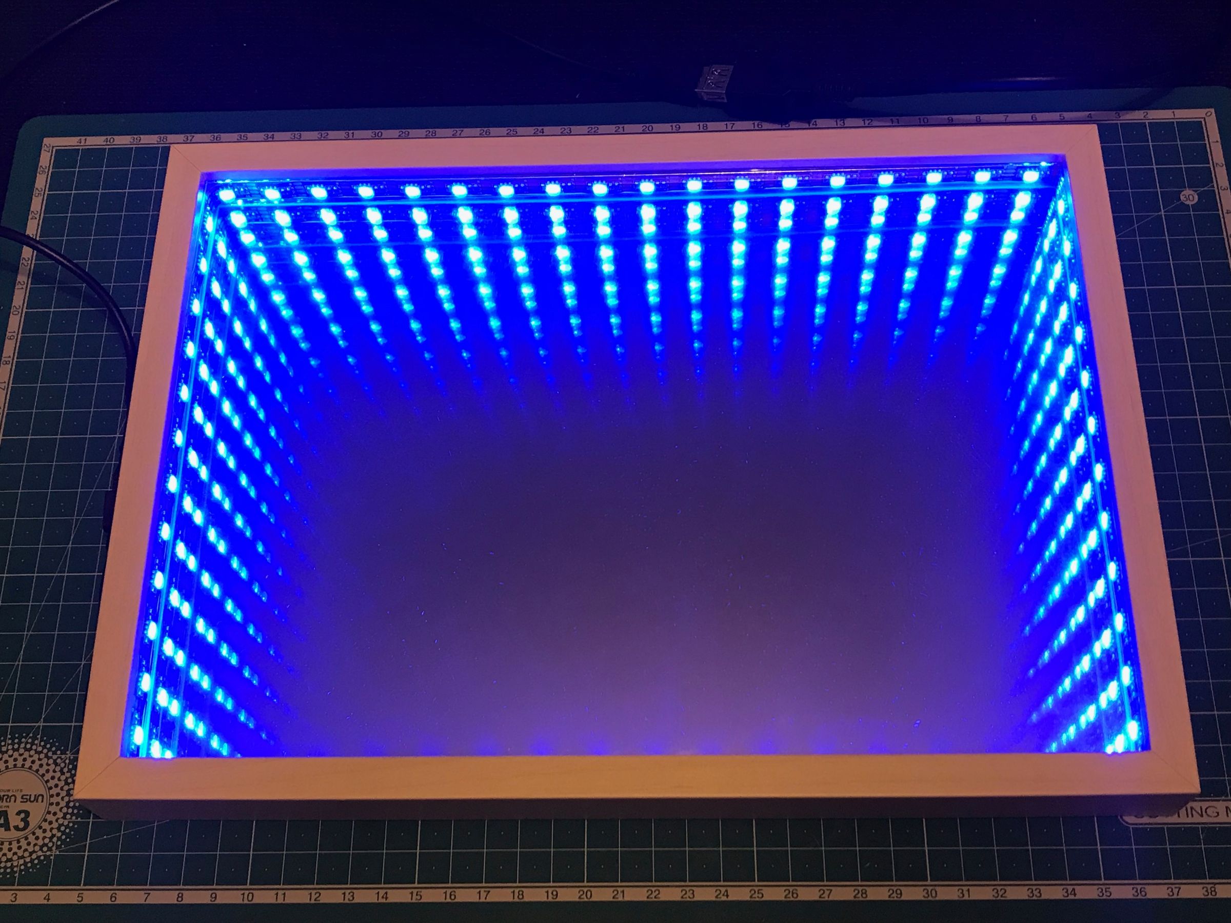 RGB Infinity Mirror : 4 Steps (with Pictures) - Instructables