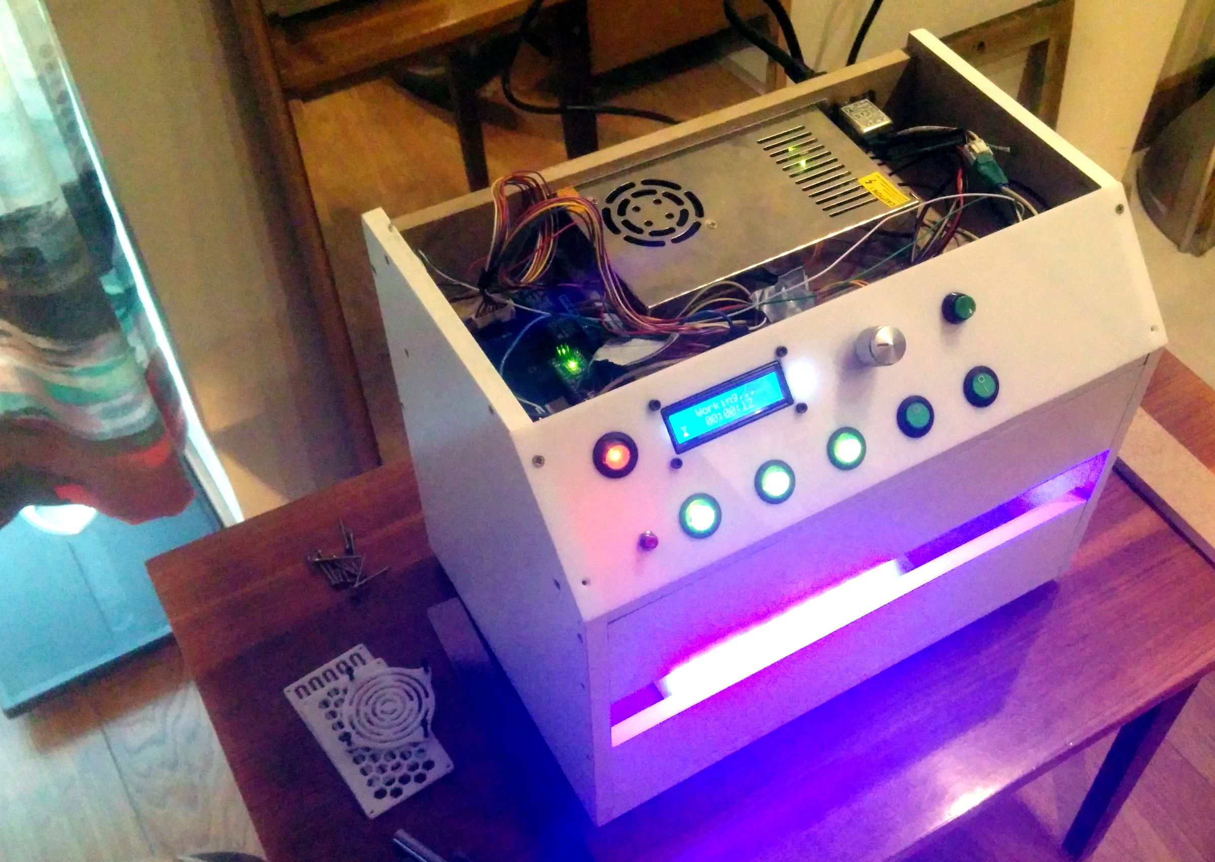 UV Two-sided Exposure Box : 5 Steps (with Pictures) - Instructables