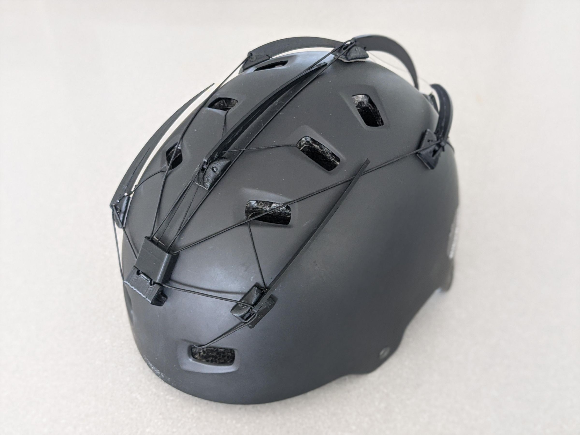 Swoop Stopper Helmet : 5 Steps (with Pictures) - Instructables