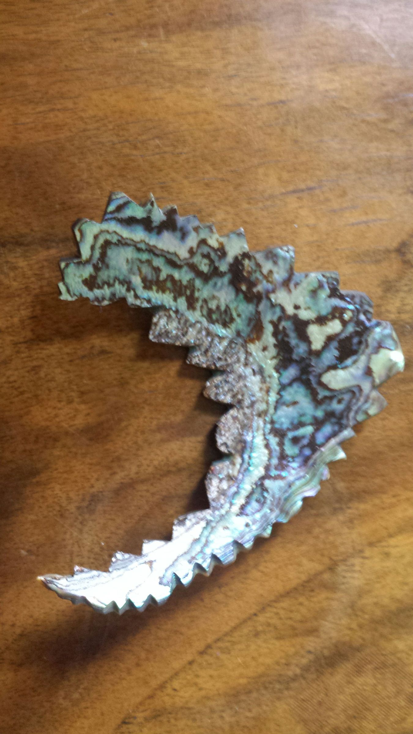 Upcycling & Carving Abalone Shell Into Jewelry and Gris Gris ...