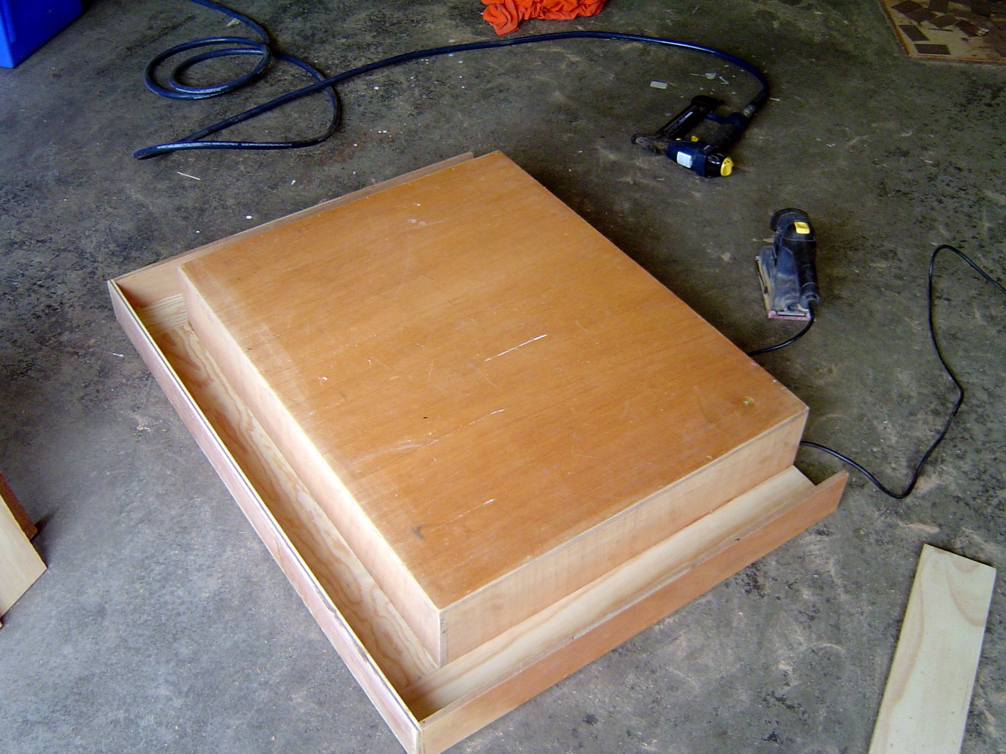 Lego Construction Table : 9 Steps (with Pictures) - Instructables