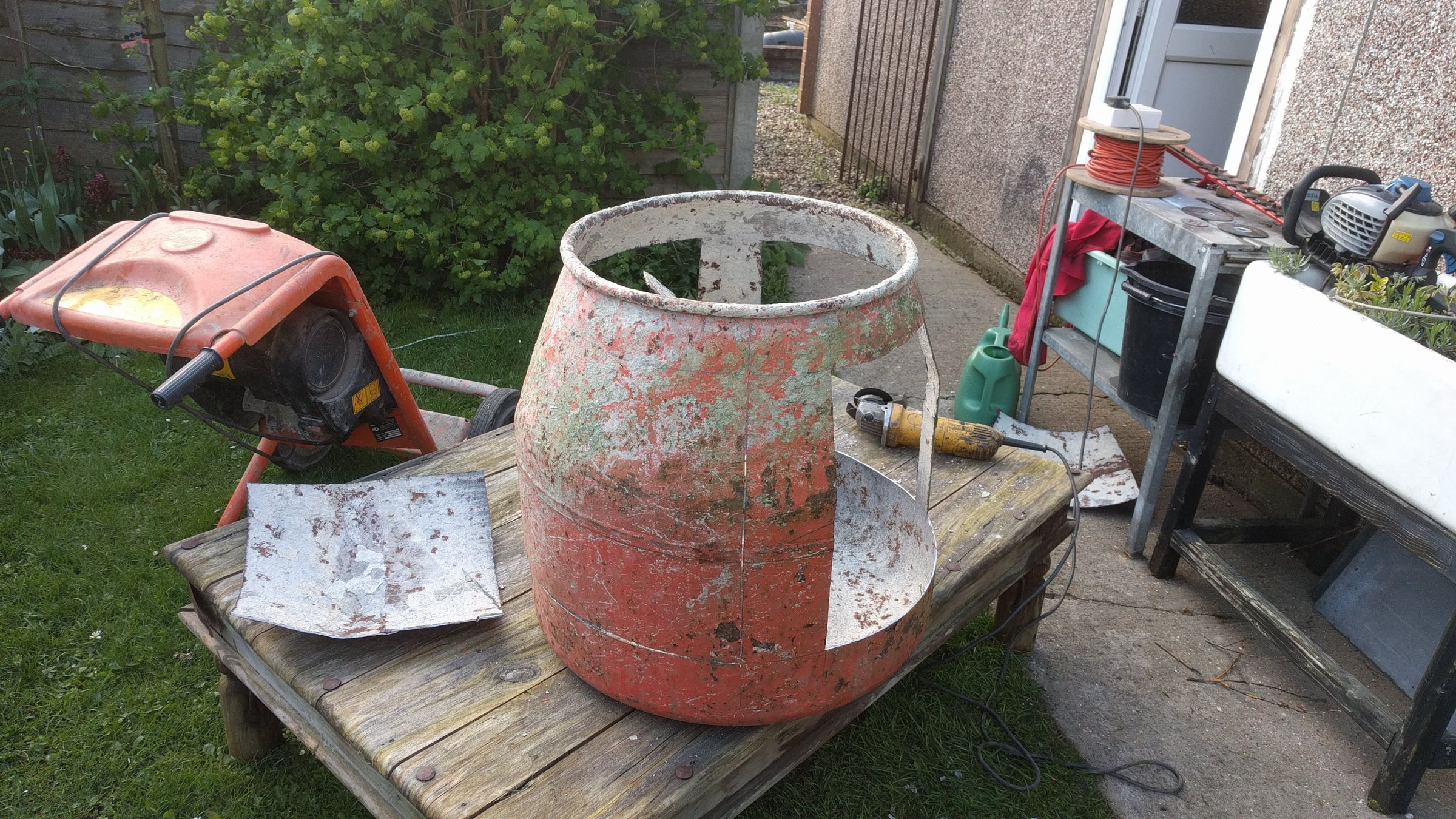 Soil Sieve Sifter Machine : 7 Steps (with Pictures) - Instructables