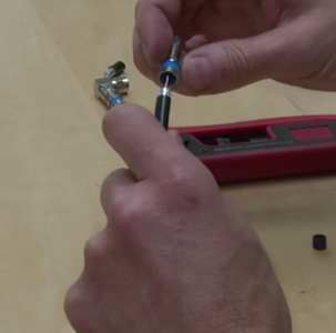 How to Terminate Coax Cable : 9 Steps - Instructables