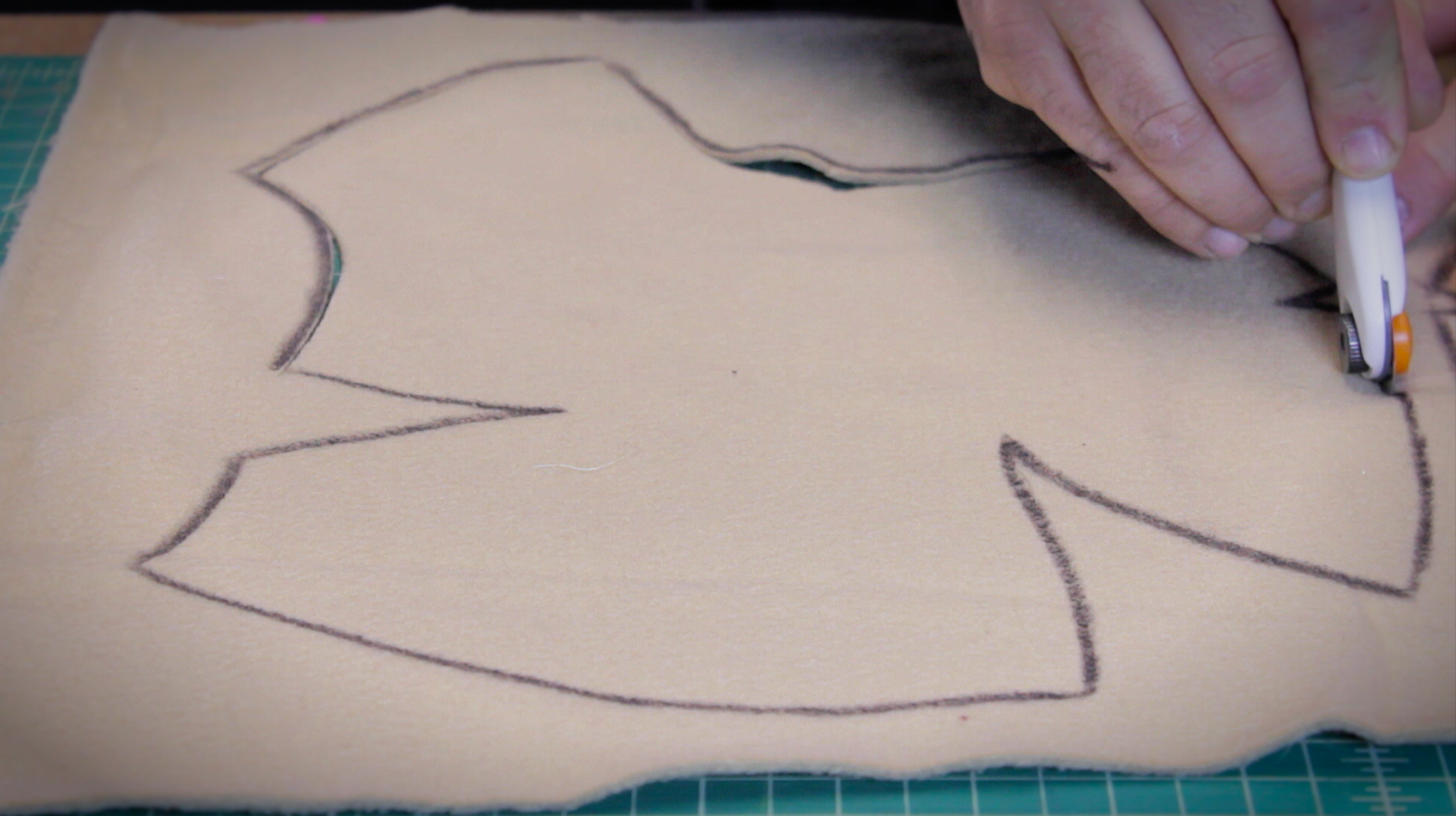 Making a Hand and Rod Puppet of Frank Reynolds. : 7 Steps (with ...