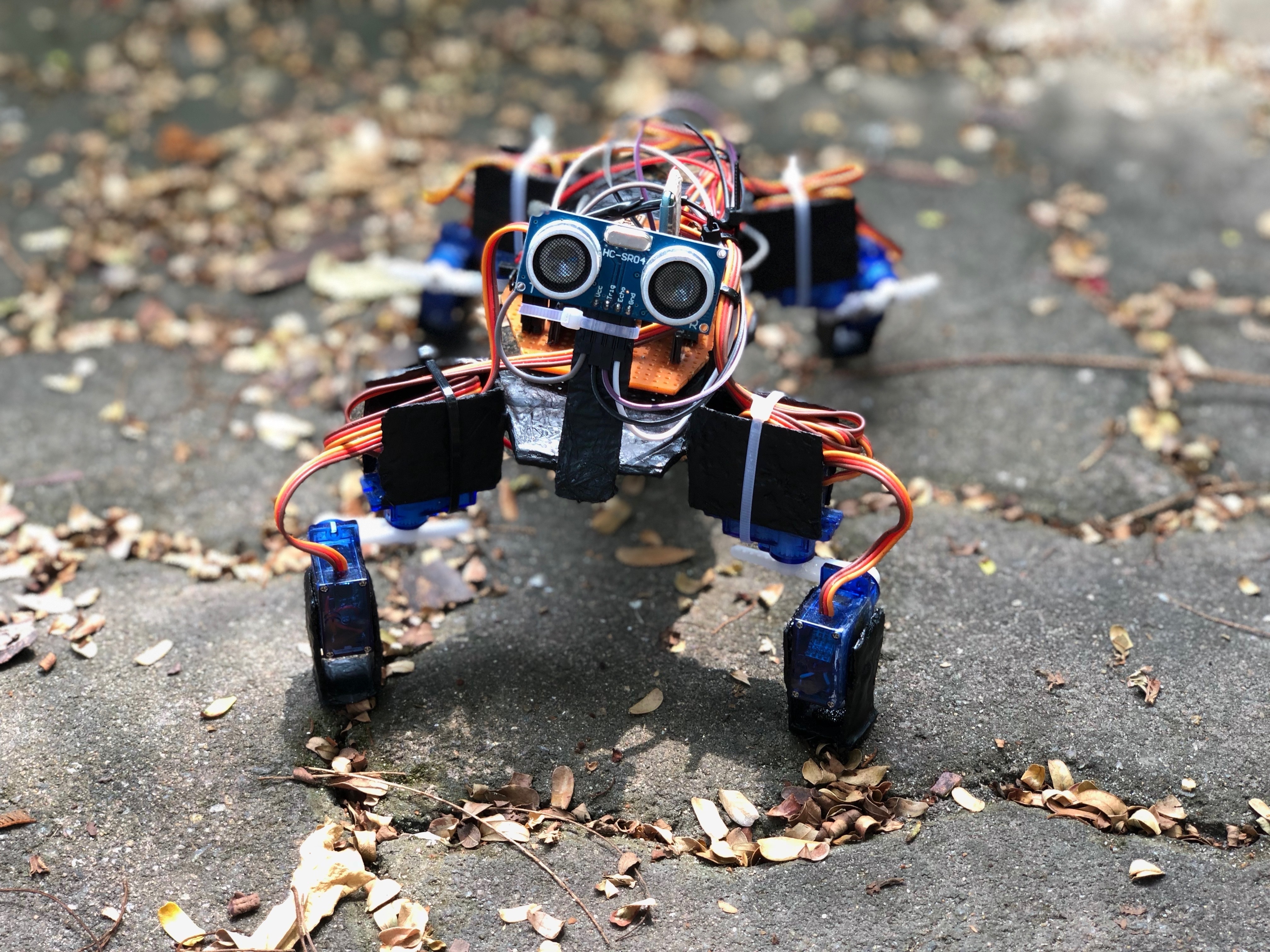 4 Leg - 8 Servo Arduino Walking Robot : 3 Steps - Instructables