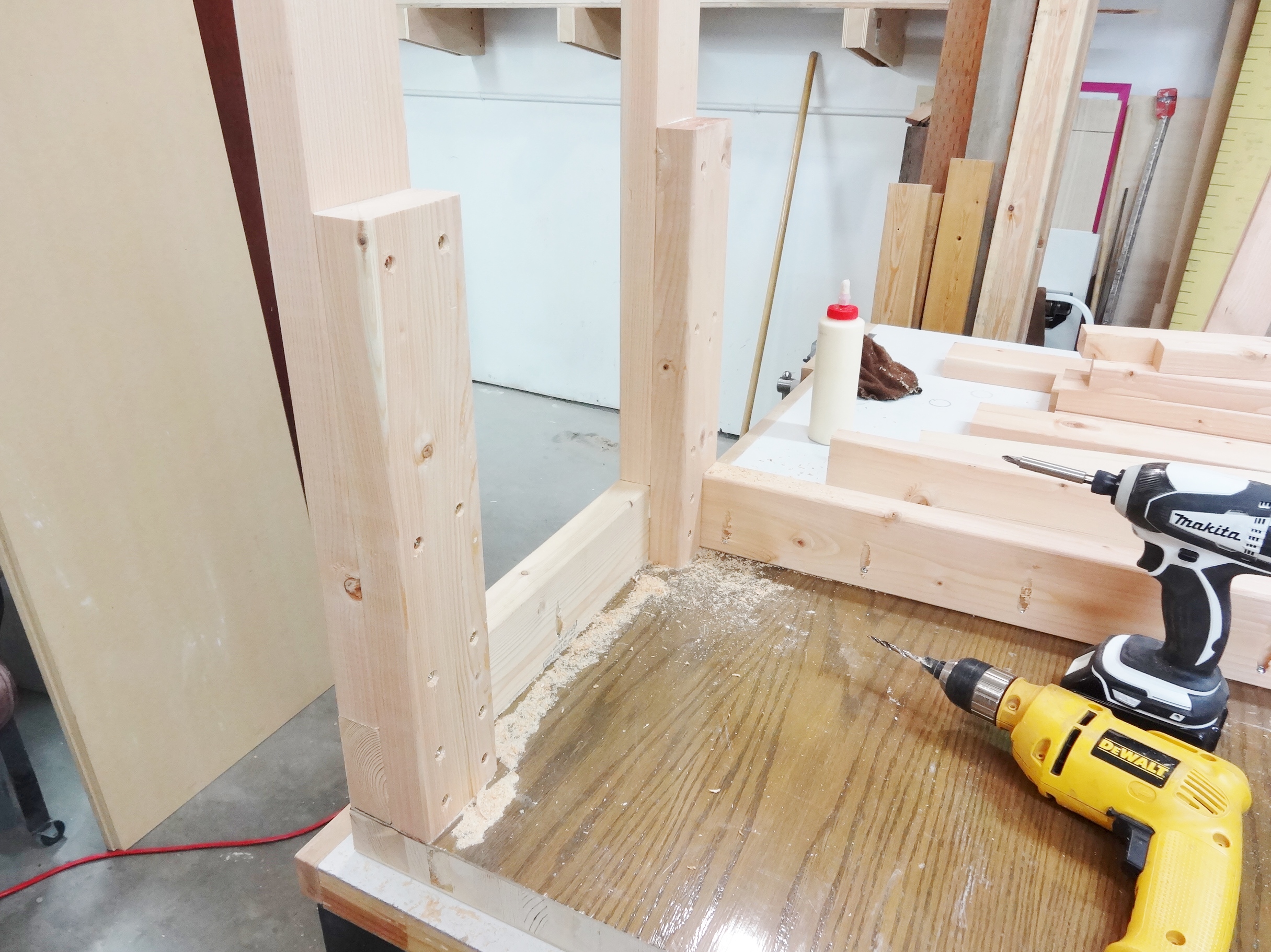 Making Quick & Easy Work Tables : 15 Steps (with Pictures) - Instructables