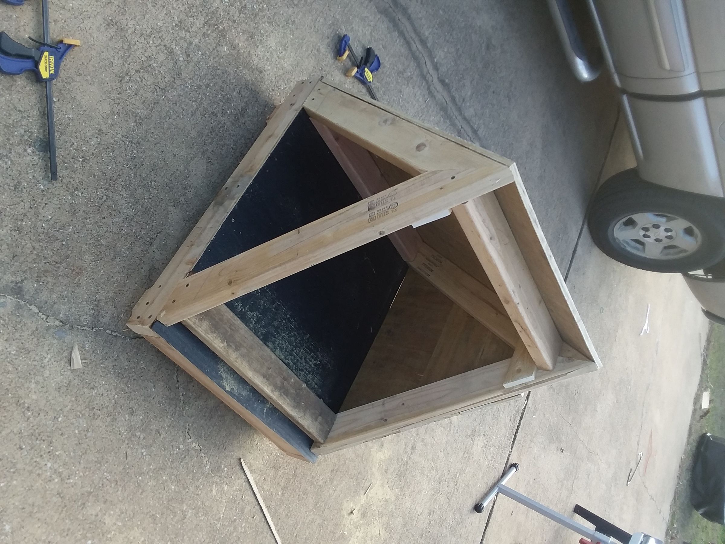 Heated Dog House (medium Size Dog) : 6 Steps (with Pictures ...