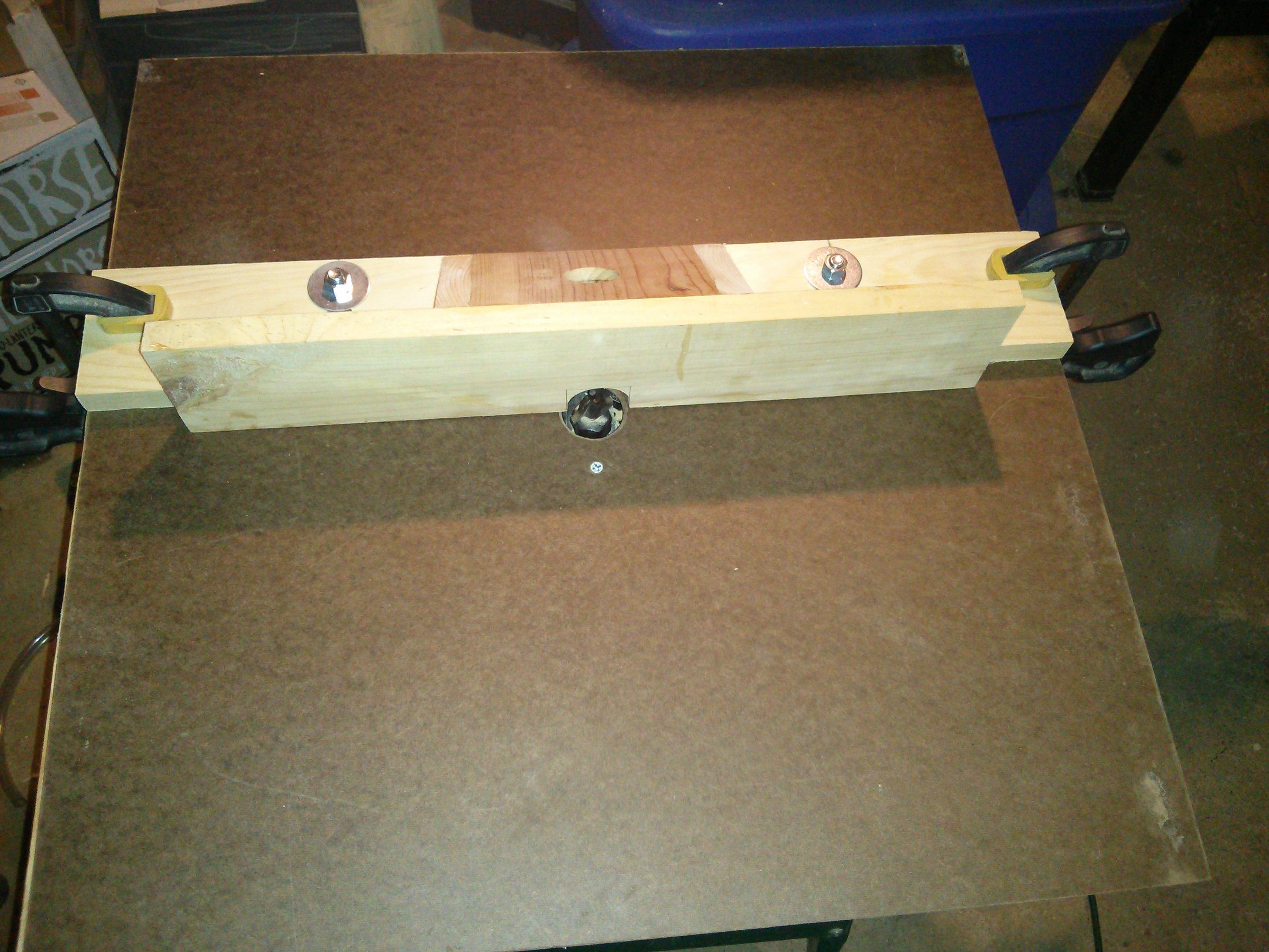 Work Bench Router Table : 8 Steps - Instructables