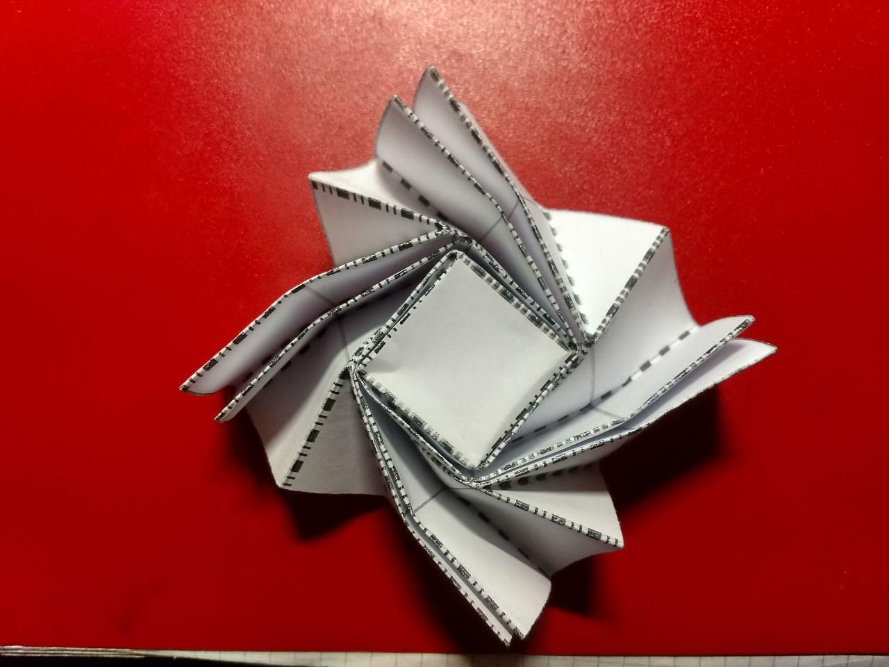 Origami Flasher : 5 Steps - Instructables
