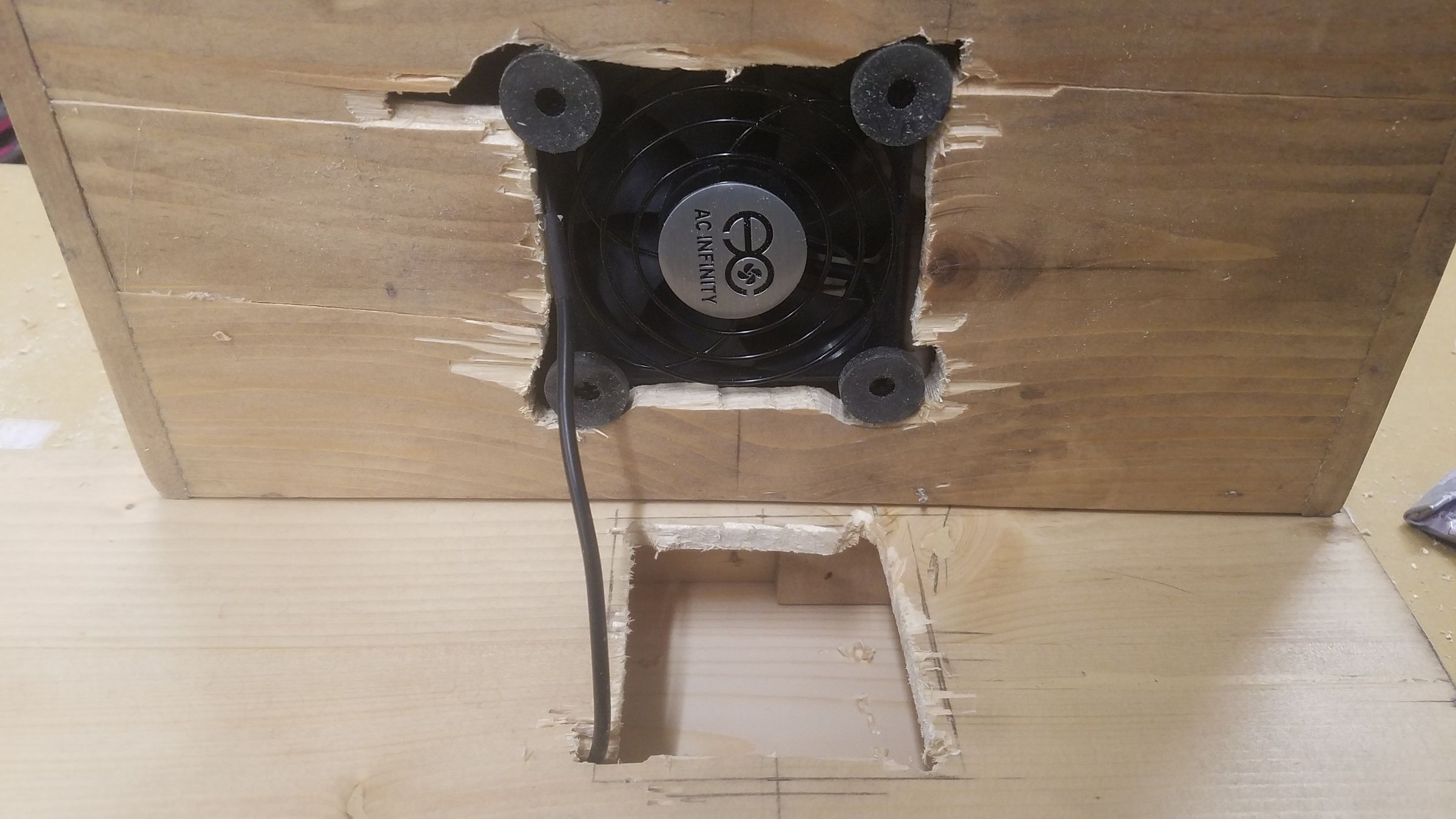 Powered Monitor Stand Hack : 11 Steps (with Pictures) - Instructables