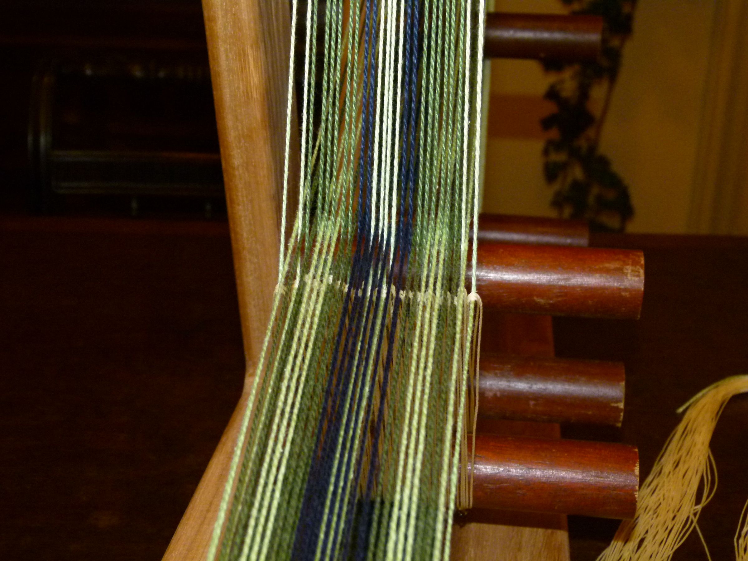 Discover and Build an Inkle Loom! : 10 Steps (with Pictures ...