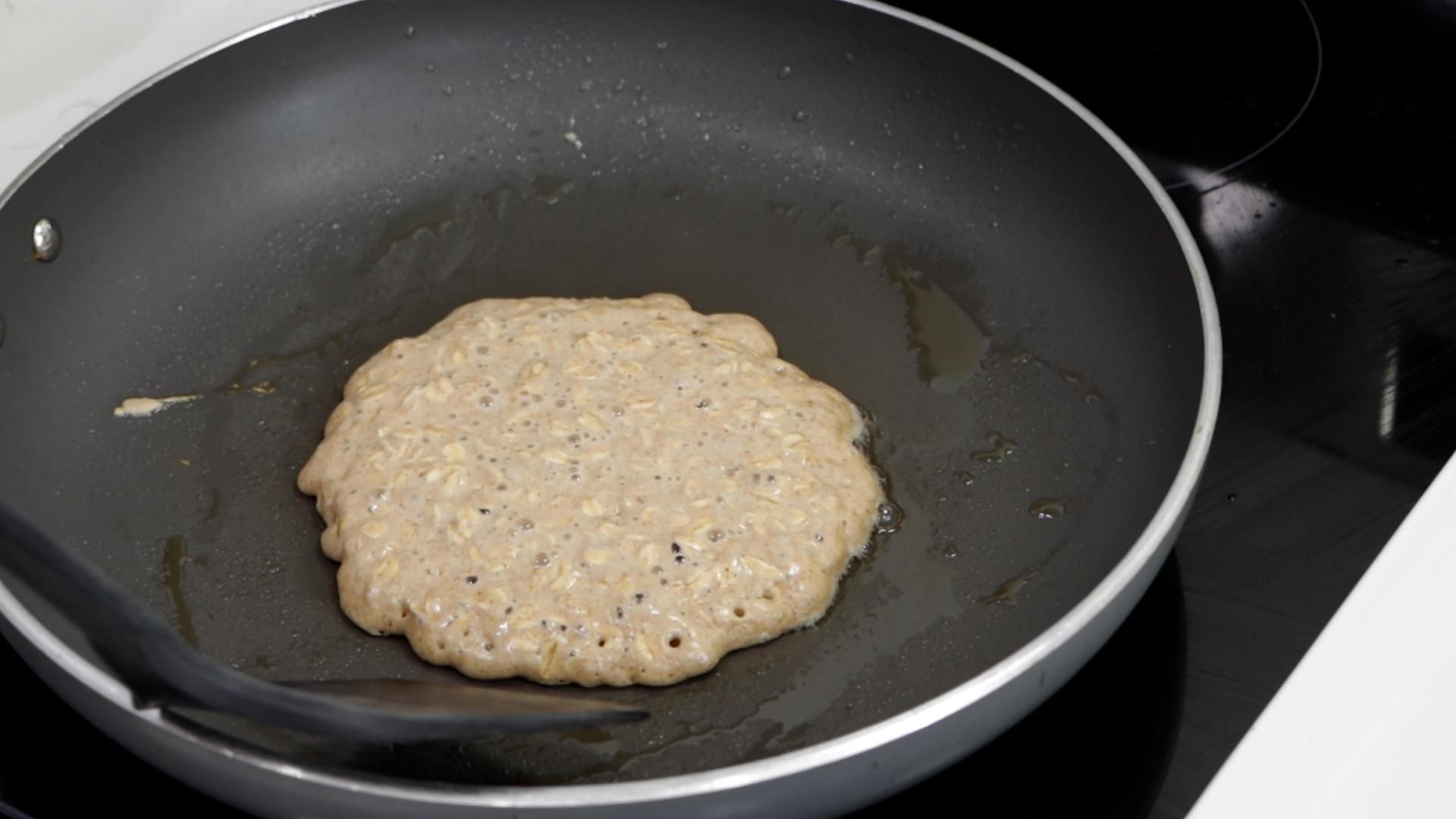 Oatmeal Pancakes : 6 Steps (with Pictures) - Instructables