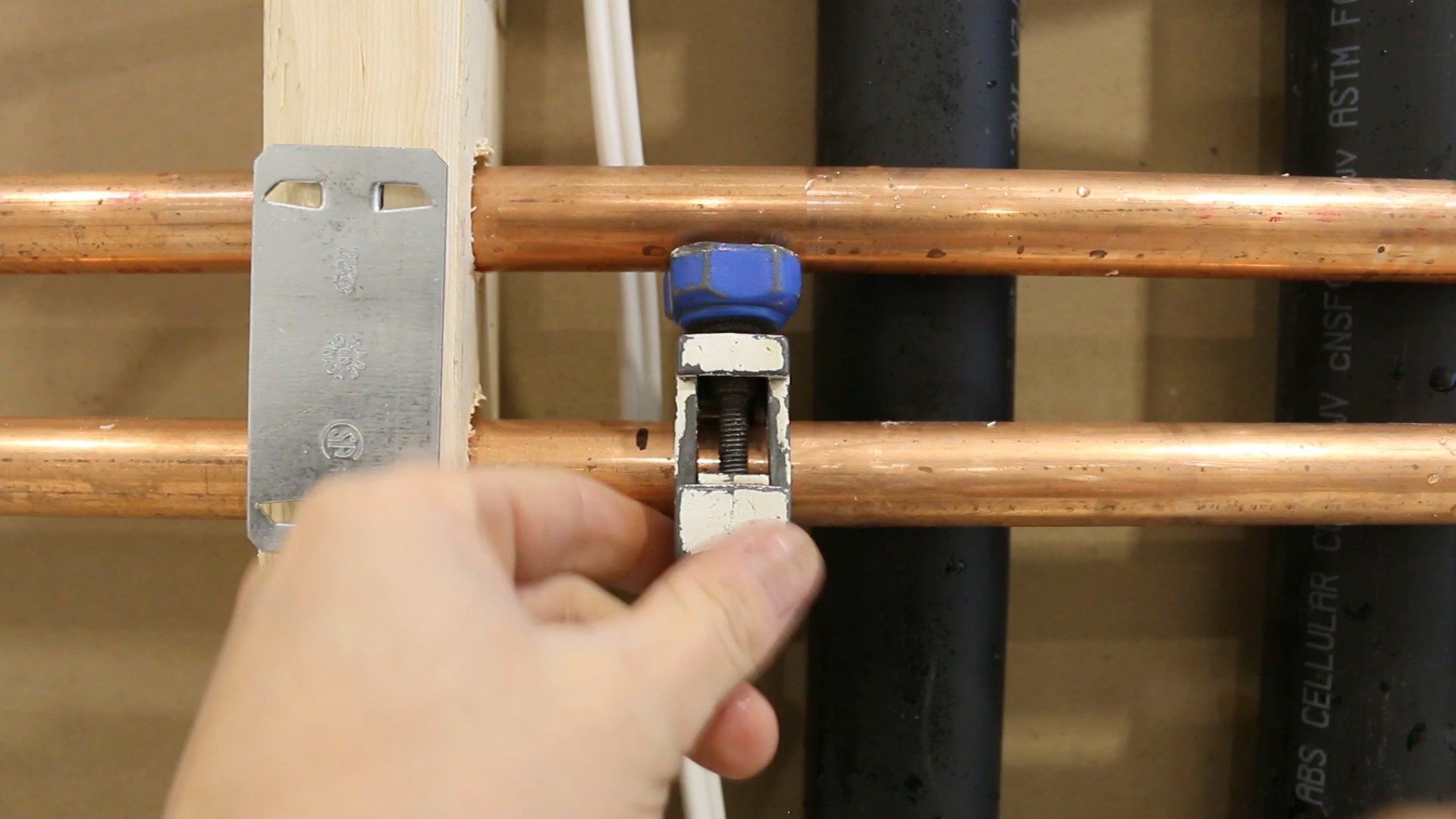 How to Solder Copper Pipe in a Wall : 16 Steps (with Pictures ...