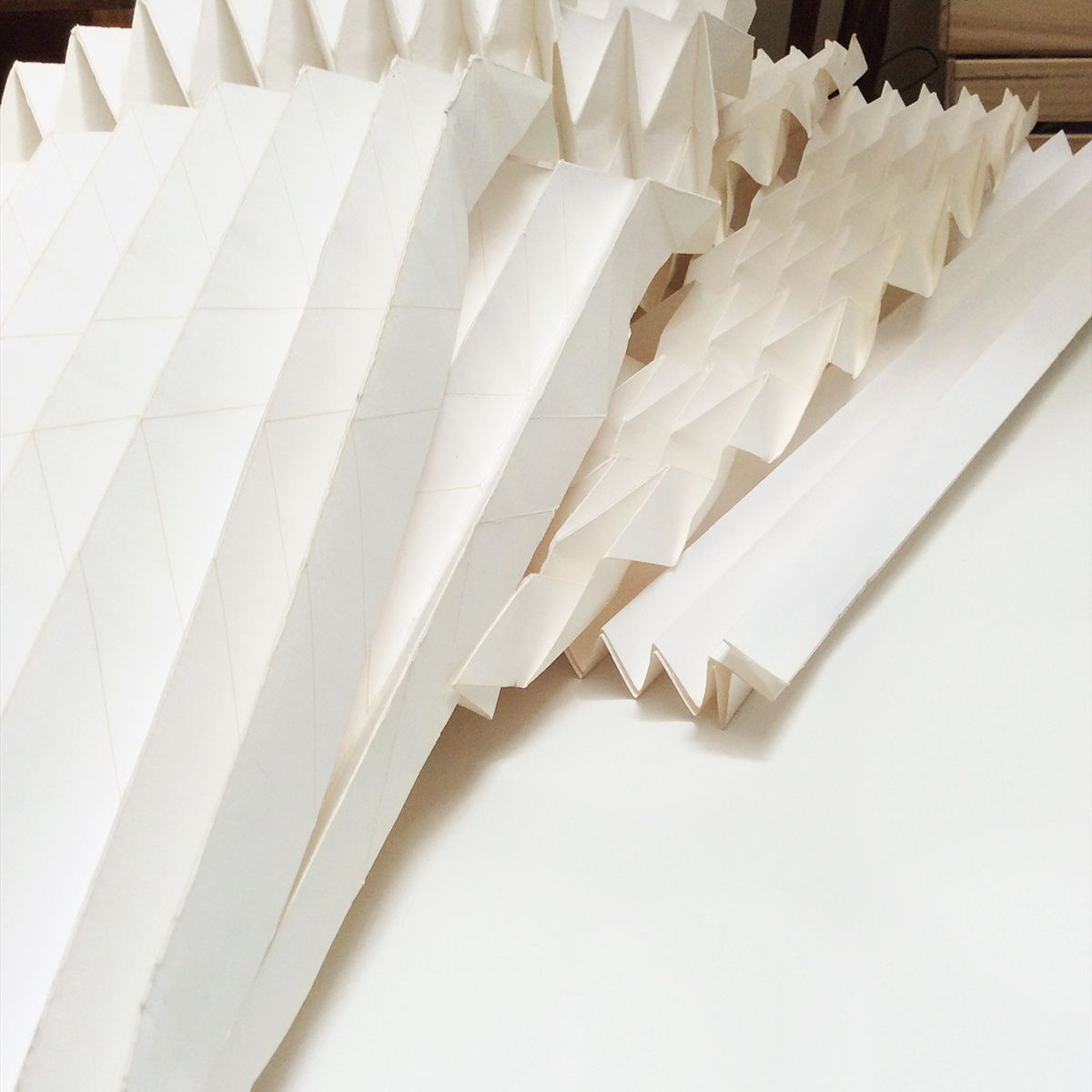 Paper Mold Origami Fabrics 1- Linear Pleats : 9 Steps - Instructables